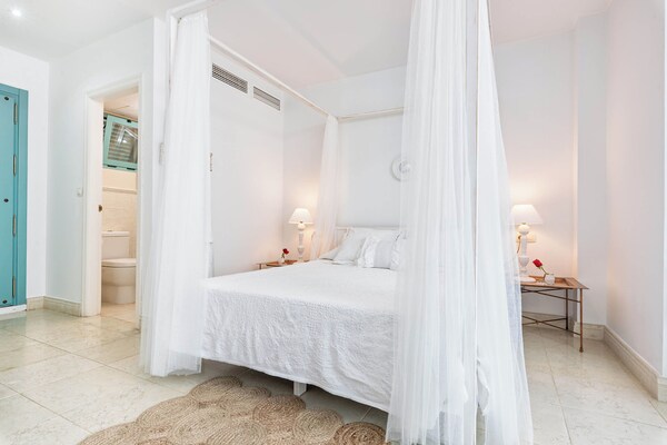 Solaga - Noemi Playa - Málaga