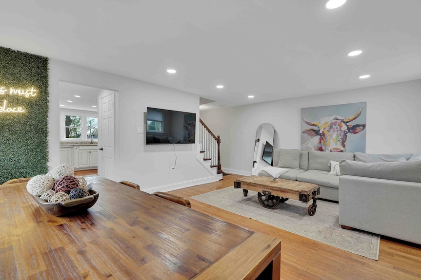 Quaint Royal Cottage @ Historic Leesburg - Leesburg, VA