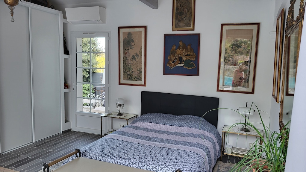 Charmant T2 Entouré D'un éCrin De Verdure Au Calme Avec Accès Piscine Autorisé - Le Thoronet