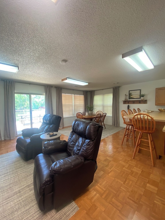 Waterfront Cabin On Lake Martin Near Restaurants, Golf And, Au Football - Lake Martin, AL