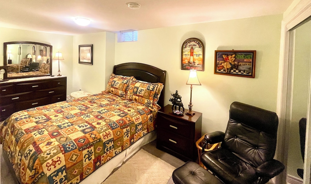 Charming B&b With Wifi/kitchenette And Ac In Marvelous Niagara-on-the-lake - Niagara-on-the-Lake