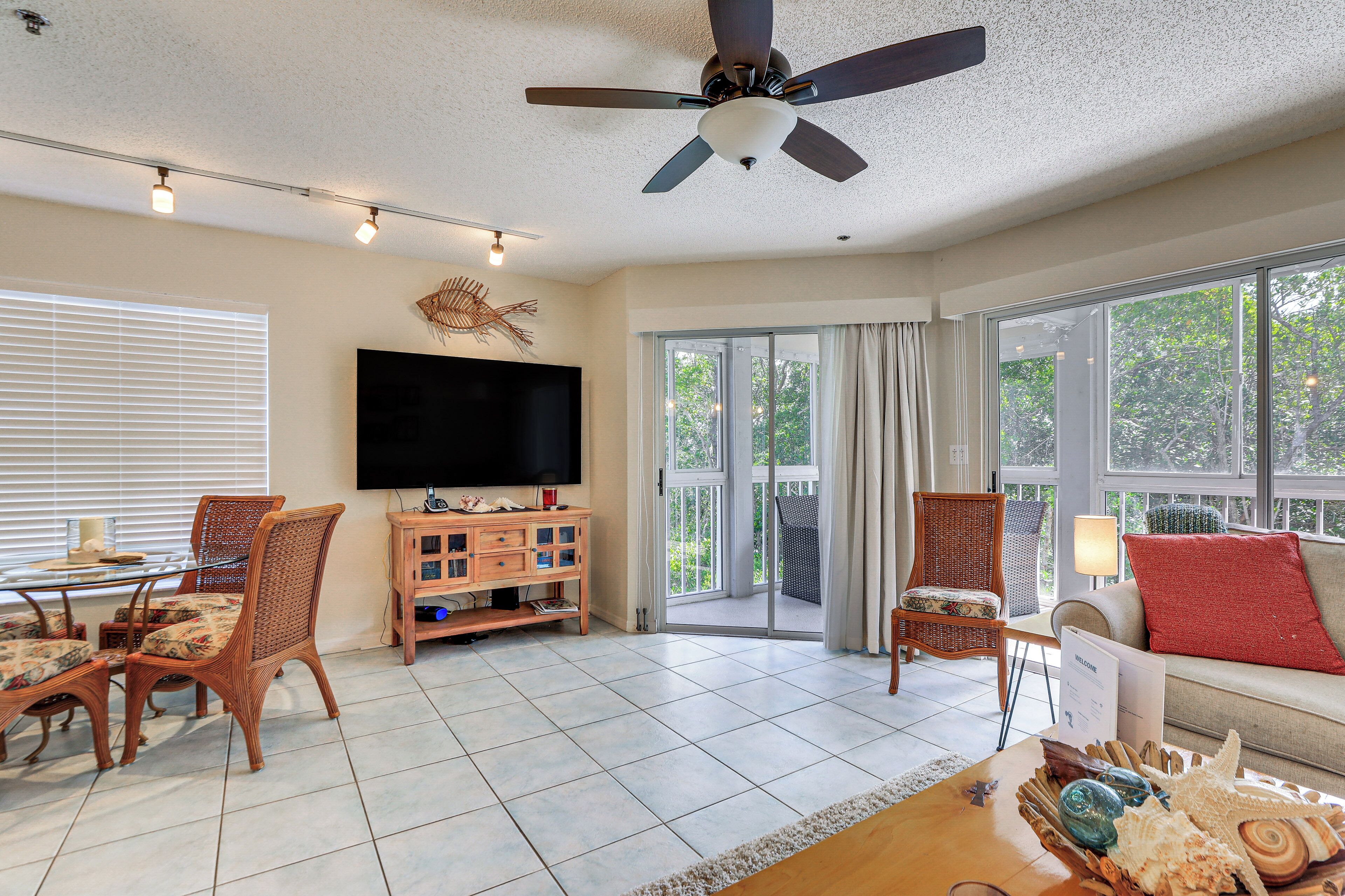 Holmes Beach Condo Near Anna Maria: Pool Access! - Holmes Beach, FL