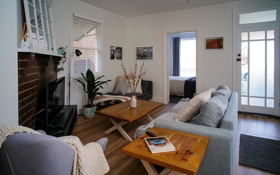 Nelly's Cottage Braidwood - Cosy Cottage In A Picture Perfect Country Setting - Braidwood