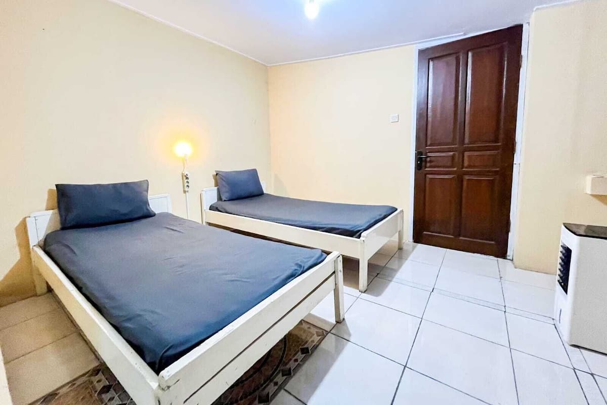 Quarto duplo básico | Wi-Fi de cortesia