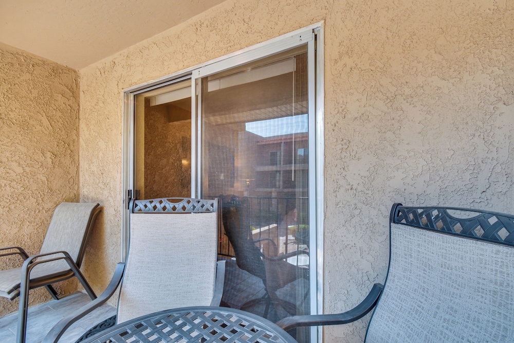 1 Mi To Beach: Lake Havasu City Condo W/ Balcony - Lake Havasu State Park, Lake Havasu City