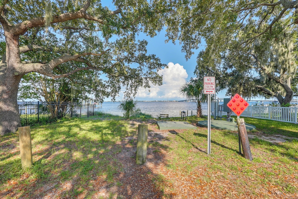 Walk To Ocean: Home In Panama City Beach! - Panama City