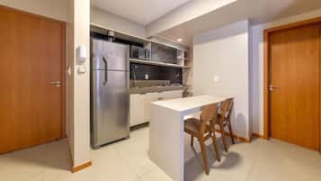 Apartamento standard | 1 quarto, espaço de trabalho para notebook, Wi-Fi de cortesia