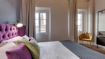 Apartamento | 3 quartos, secretária adequada para computadores portáteis