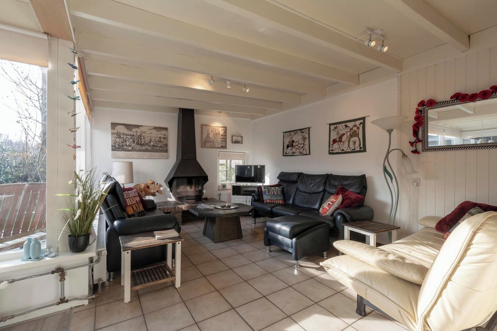 Stylish Bungalow With Garden - Callantsoog