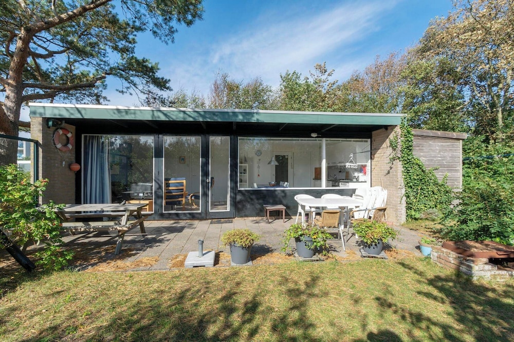 Seaside Bungalow With Terrace - Callantsoog