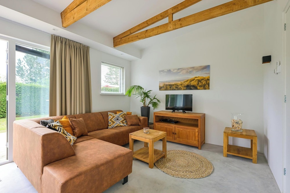 Radiant Bungalow With Garden - Callantsoog