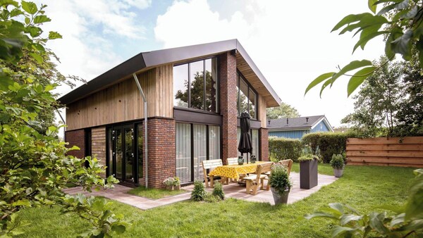 Villa Near Dutch Dunes With Sun-facing Garden - Den Helder