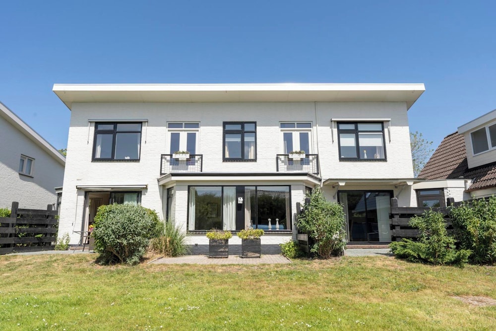 Beautiful Seaside Beach House - Texel