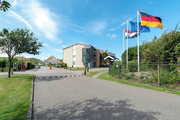 Strandslag 157 Apartment For 4 Guests Near Sea - Den Helder