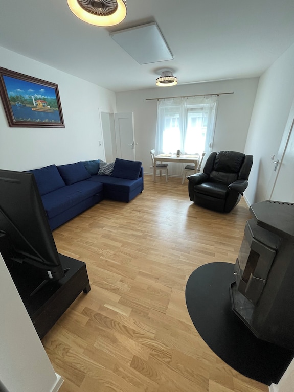 Comfortable 2-bedroom Apartment With Wifi In Lovely Plieningen! - Stuttgart