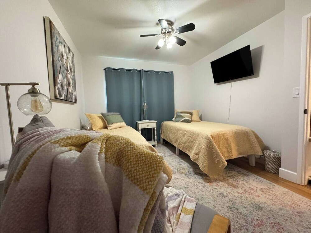 Layzie Dayzie House | Downtown San Luis Obispo, CA | Near Beach ...