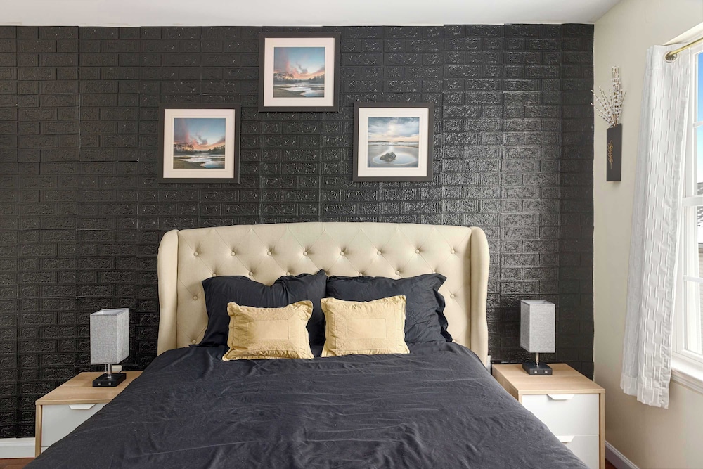 3br/2ba Int'l, Family, Business-friendly Apartment - New York City, NY