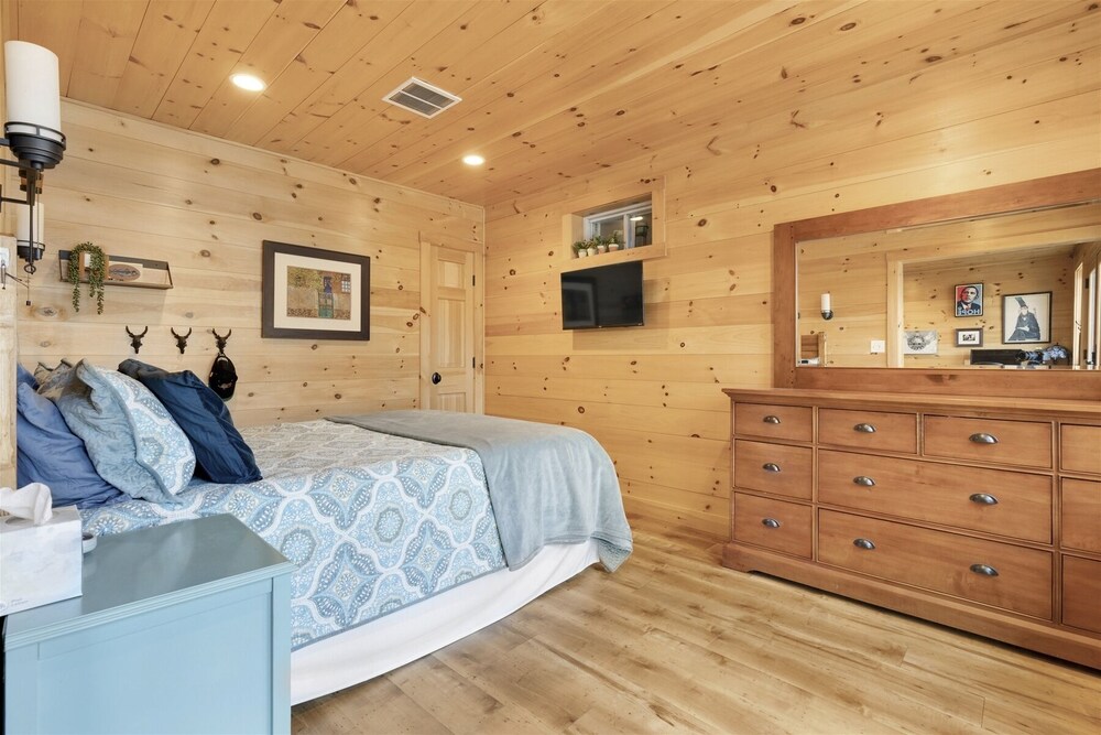 2024/25: Howard Pond Cabin | 3 Bed, 1.5 Bath - Hanover | Abritel