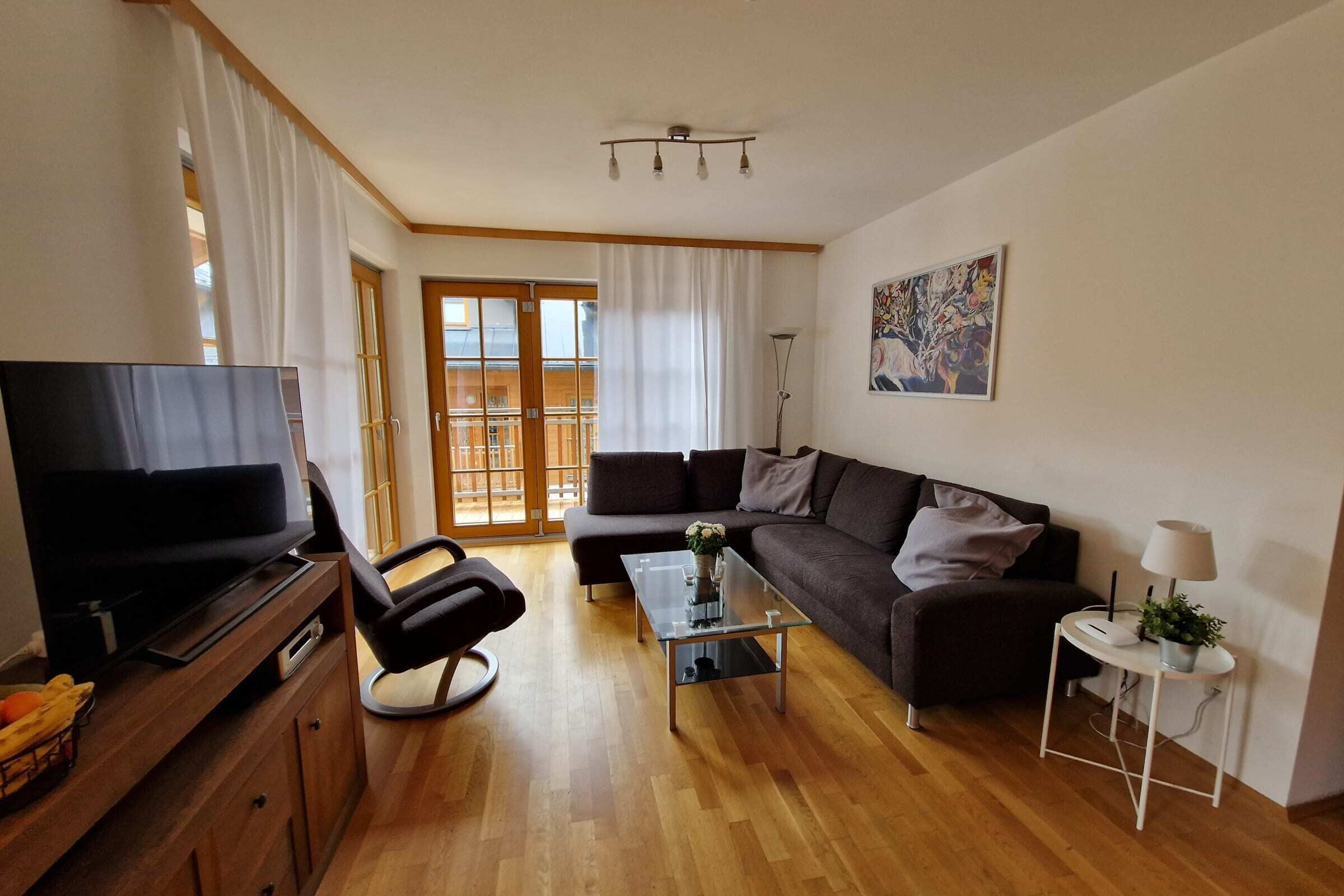 Claudia 5 - Four Bedroom Apartment, Sleeps 6 - Rauris