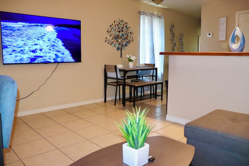 The Transient Stay #4 - Eagle Pass, TX