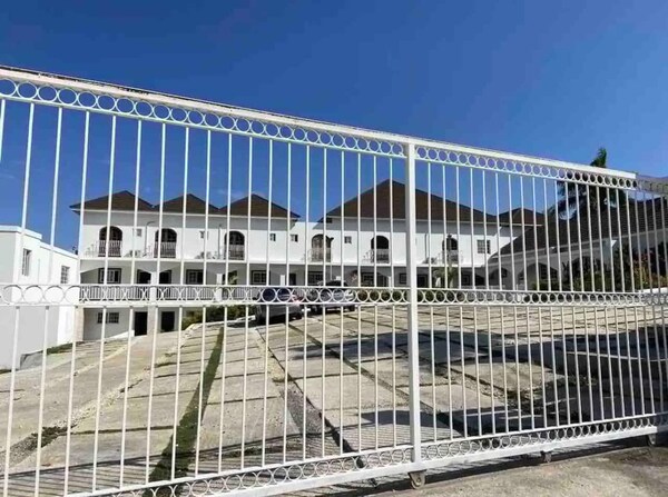 Charming Sea View Town House Chef Driver Optional - Montego Bay