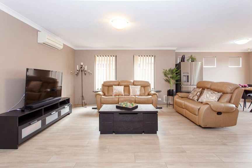 Civic Garden Villa Close To Westfield Shopping Centre - Victoria Park