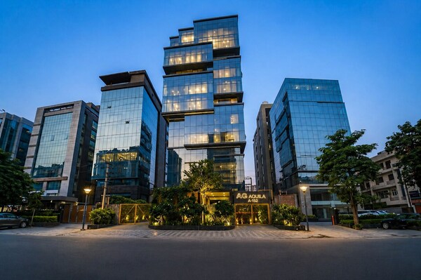 Aquila Grand Suites - Faridabad