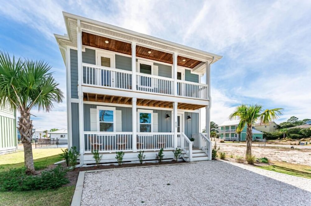 Costa Del Sol 5 Bedroom Home By Redawning - Cape San Blas, FL