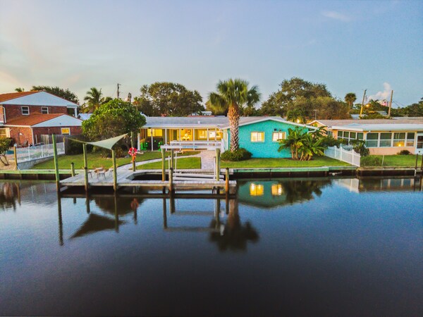 Marlin Manor 4 Bedroom Home By Redawning - Cocoa Beach, FL