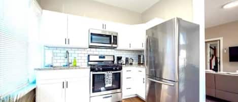 Apartamento, 1 quarto | Cozinha privada | Geladeira, cafeteira/chaleira