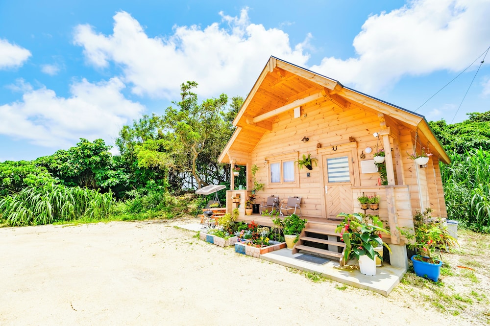 Umioto Log - Okinawa, Japan
