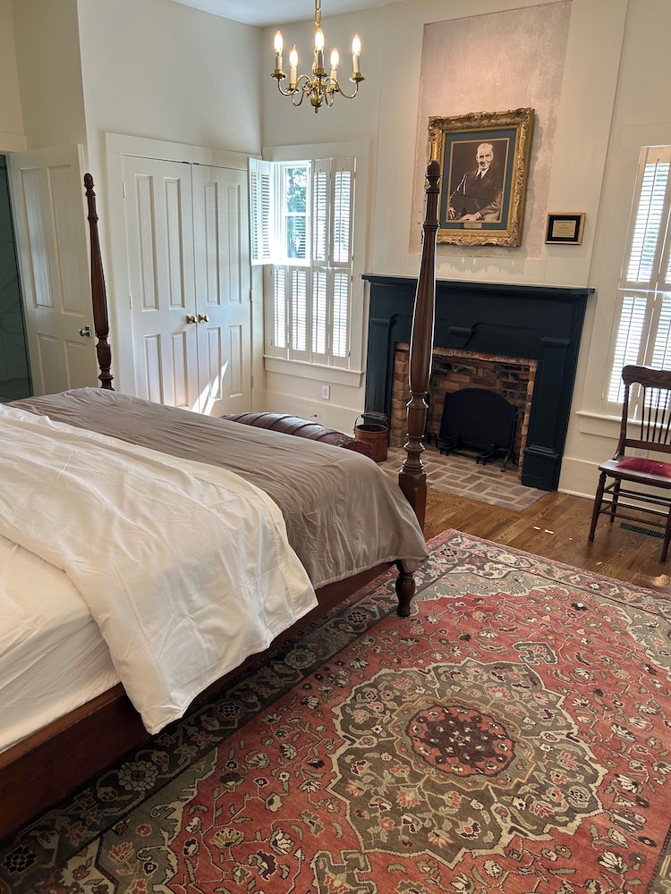 Historic 1885 C.A. Snider House - Davidson County | Vrbo