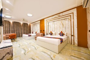 Quarto Familiar | Lençóis de algodão egípcio, roupa de alta qualidade, cofre no quarto