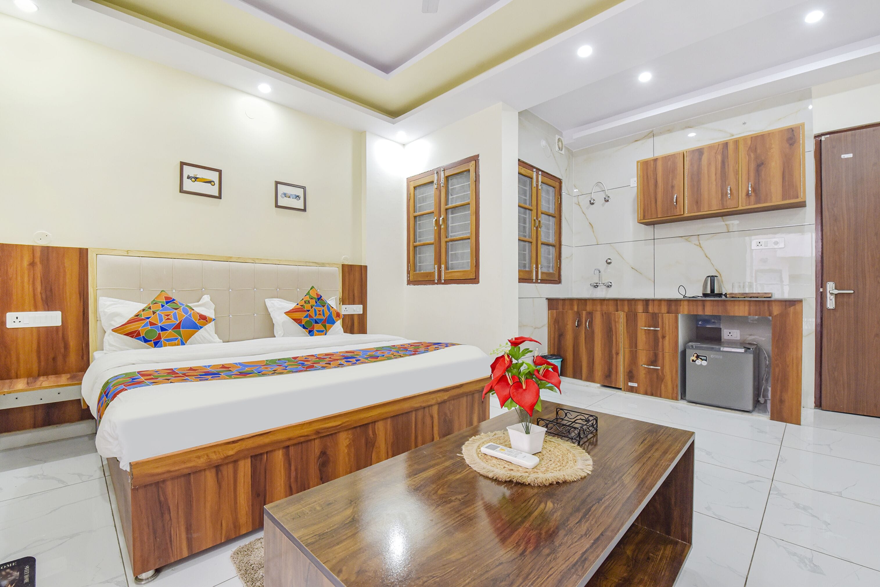 Quarto Deluxe | Lençóis de algodão egípcio, roupa de alta qualidade, cofre no quarto 