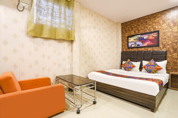 Fabhotel Aksa Inn - Bombaj
