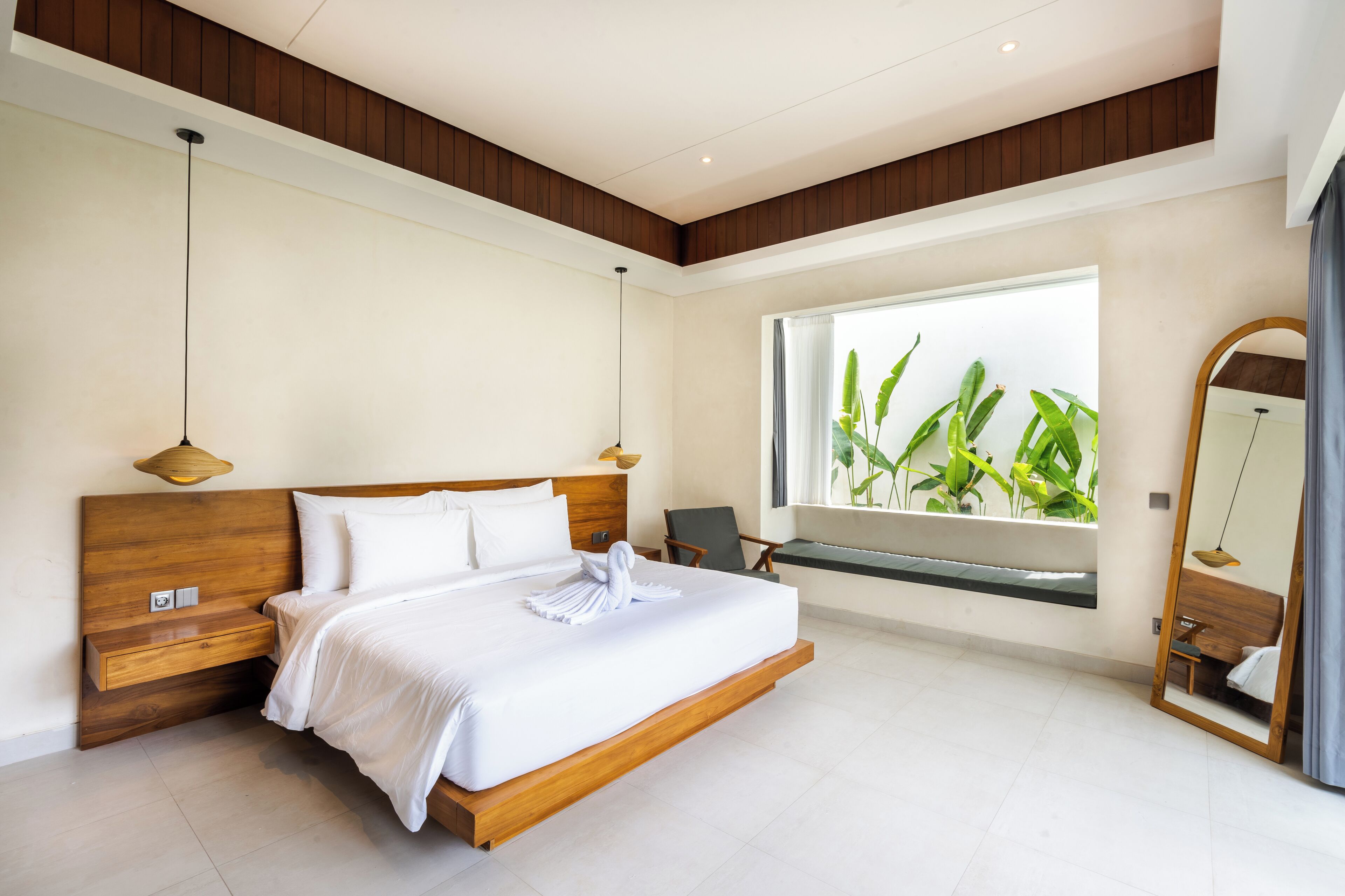 Villa, 1 quarto, junto ao jardim | Roupa de alta qualidade, cofre no quarto, secretária 