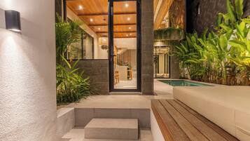 Villa, 2 quartos | Sala de estar | TV de ecrã plano