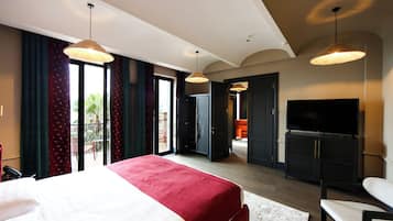 Quarto Duplo Familiar, varanda, vista para o mar | Cofre no quarto, secretária, ferro/tábua de engomar, Wi-fi grátis