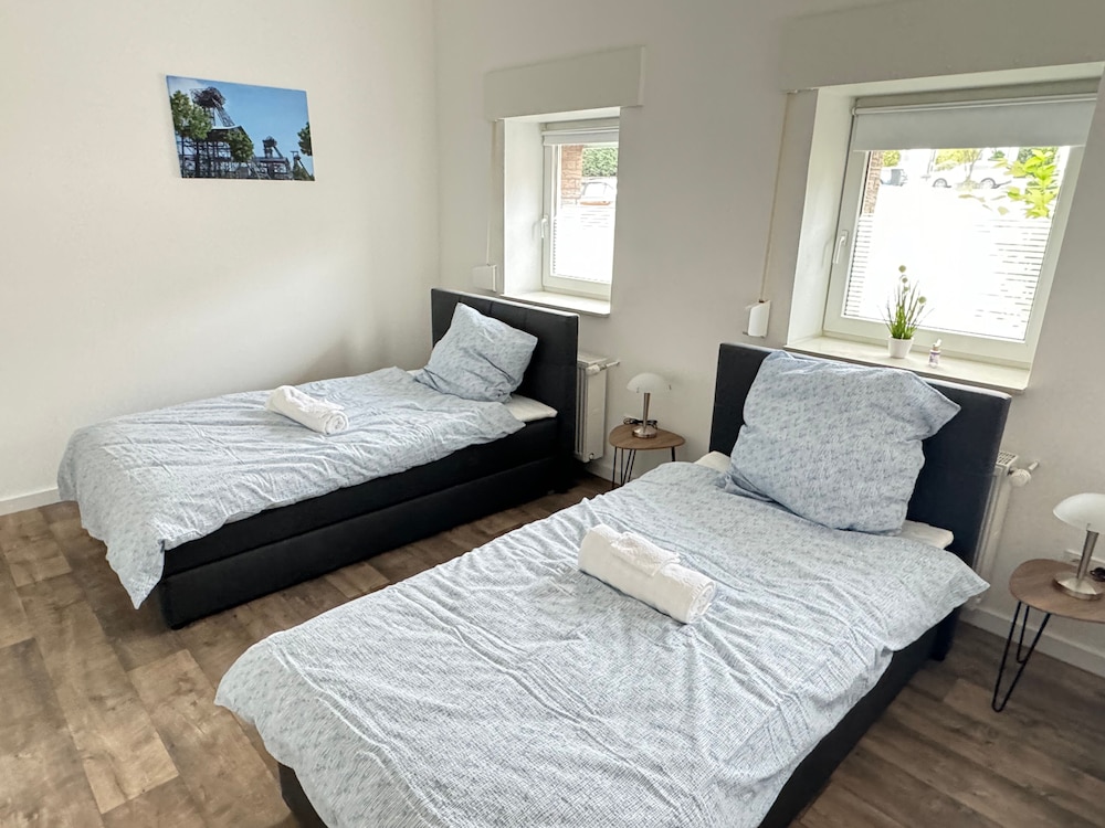 Premium 3 Boxspringbetten Appartement: Terrassenbereich, Smart Tv, Parkplatz - Hamm