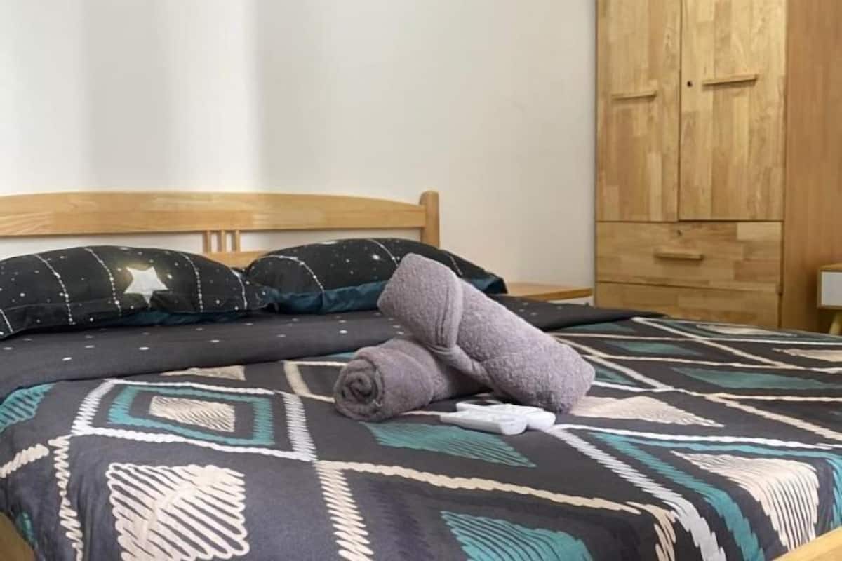 Wi-fi grátis, roupa de cama fornecida