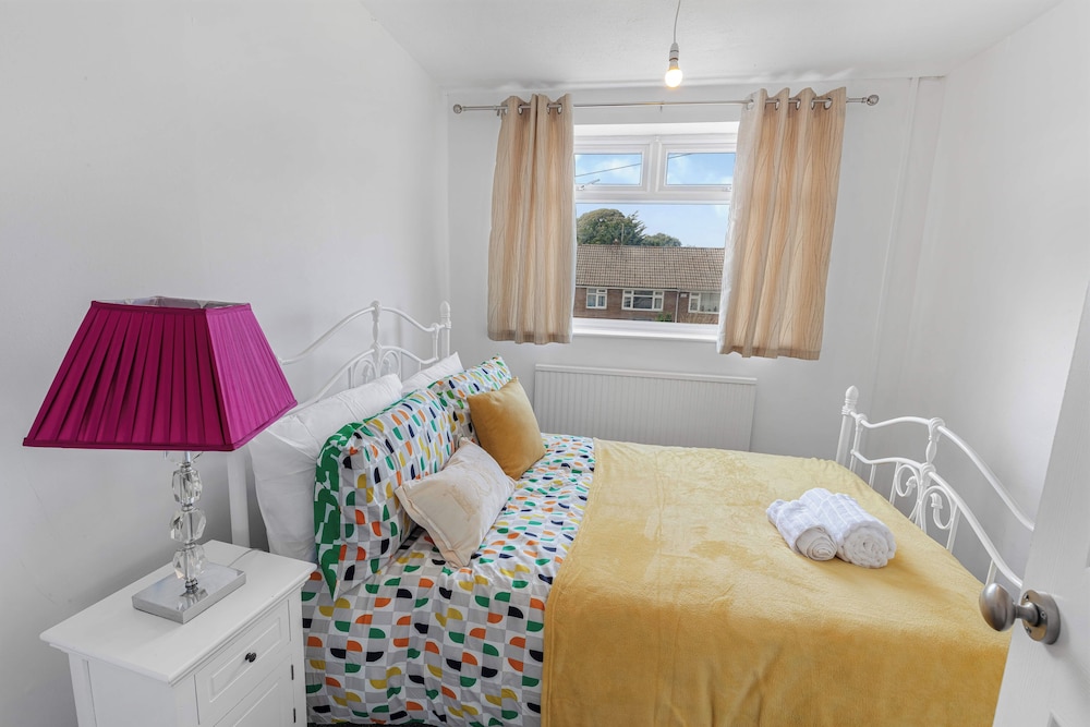 Desirable Homely Retreat - Macclesfield