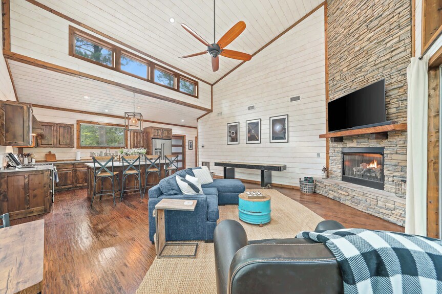 Cabin Retreat With Spa, Fire Pit & Games - Sleeps 4 - Misisipi