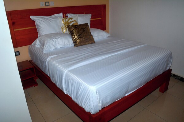 Hotel San Pedro Odza Yaounde Cameroon - Yaounde