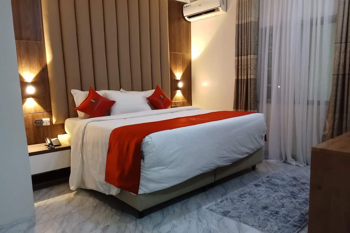 Quarto luxo | 1 quarto, Wi-Fi de cortesia