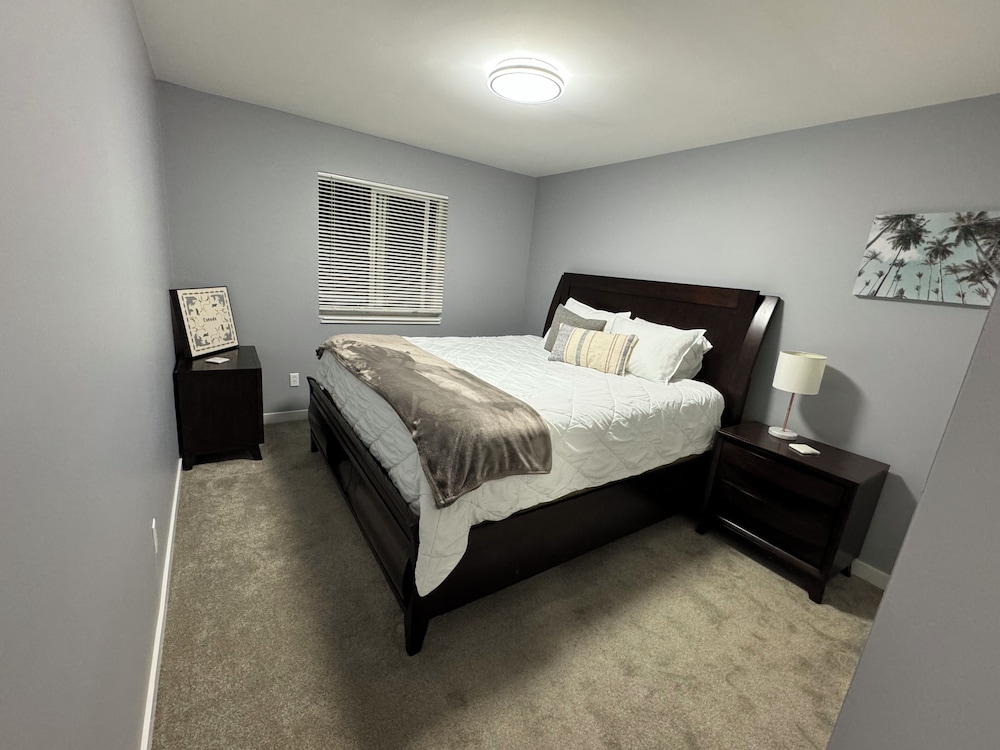 Spacious And Cozy House In Charming Lake Cowichan - Lake Cowichan