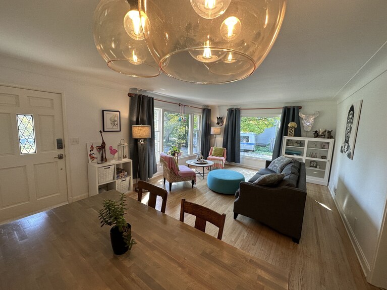 Casa Kelly - Vibrant Family Home With Ev Charger And Fenced Yard - Eden Prairie, MN