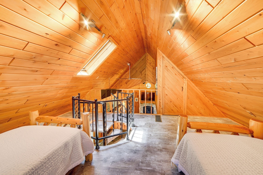 Pembine Cabin w/ Expansive Yard, Fire Pit & Grill! - Pembine | Vrbo