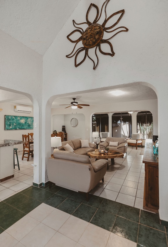 Casa La Buena Vida Villa Steps From The Beach With A Pool! +Bikes - Puerto Morelos