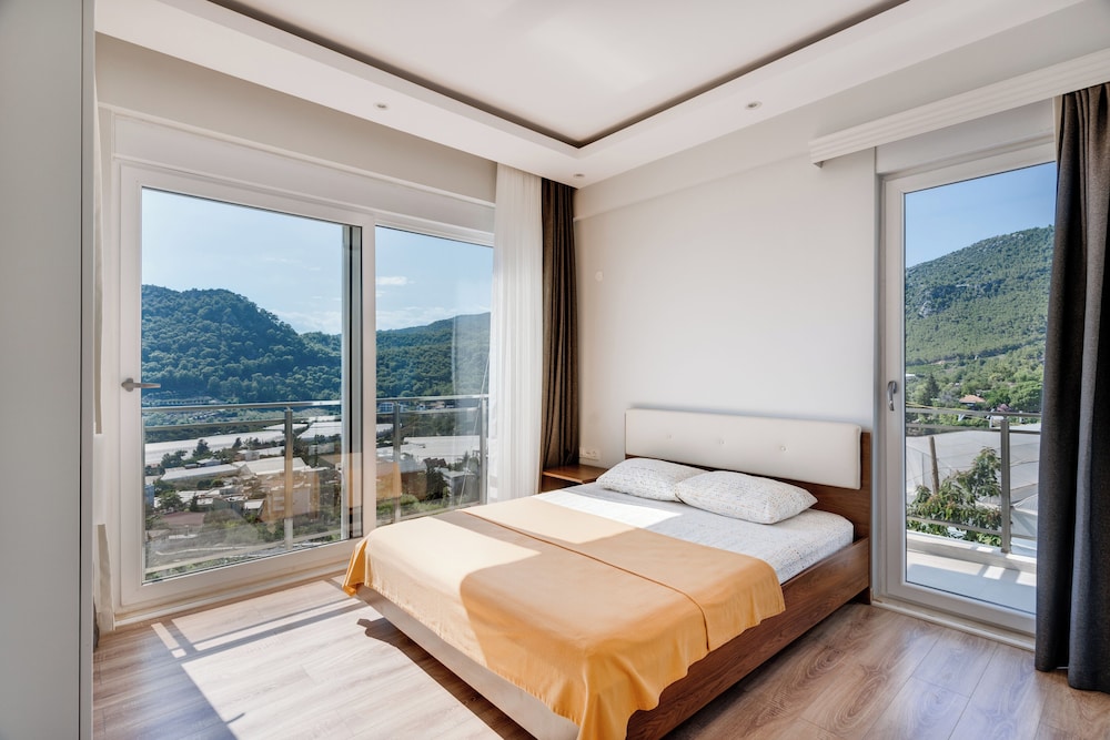 Begonvilla Homes - Breathtaking Views Modern Apartment - Karaöz | Vrbo