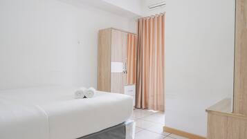 Apartamento Deluxe | 2 quartos, secretária